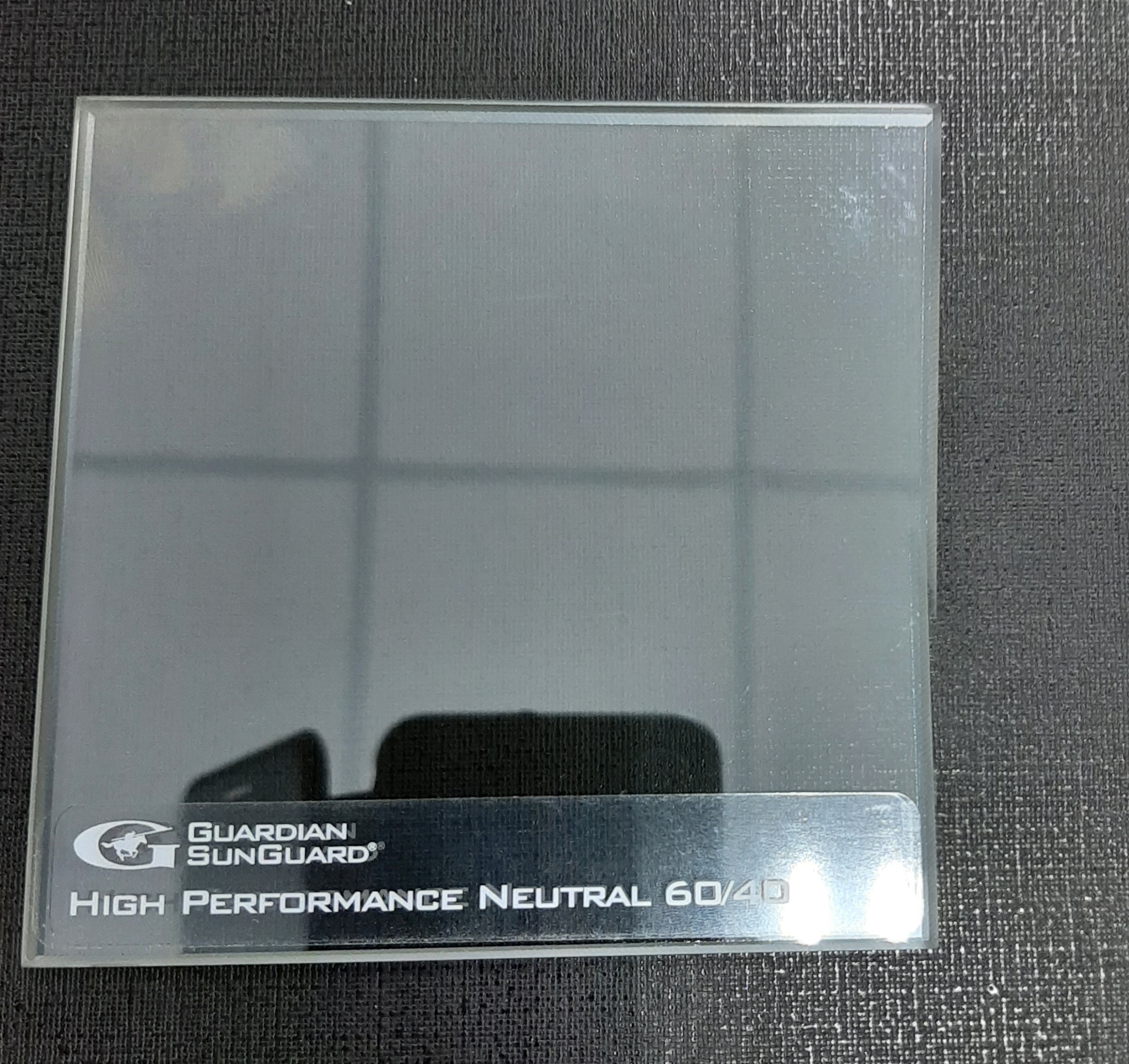 Фотографии стекла AGC и Larta